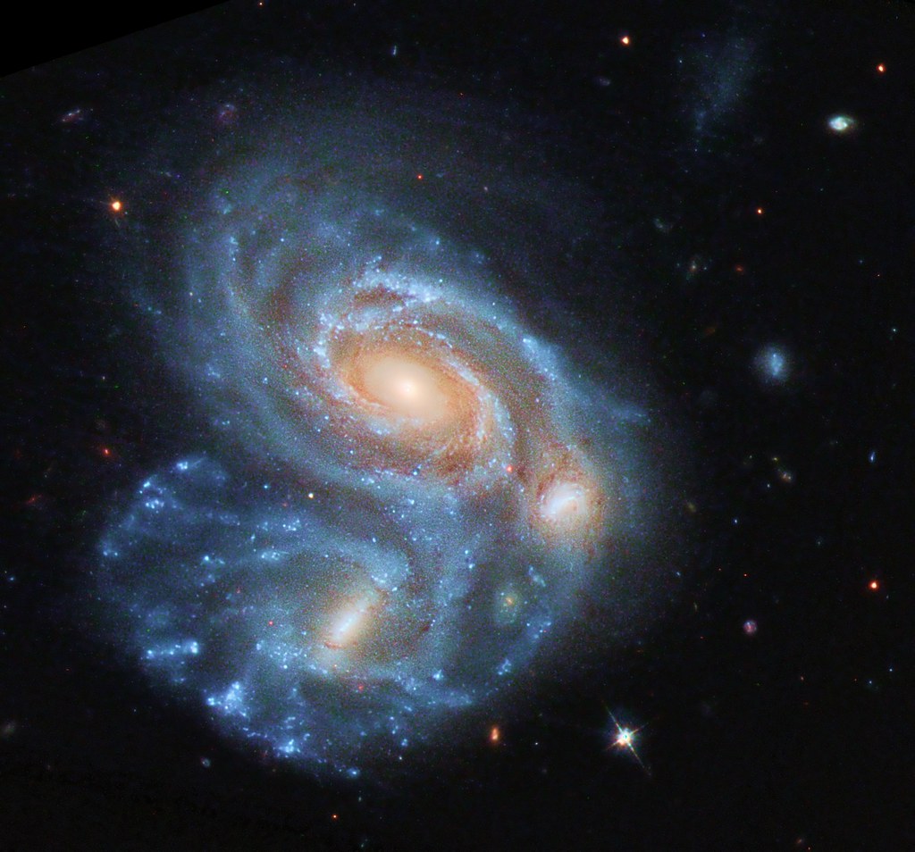 යුද ගැටුම් ඇතිකරන මන්දාකිණි - Rata.lk