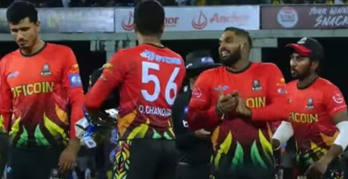 වනිදුගේ විස්මිත පන්දුයැවීමෙන්, කැන්ඩි කණ්ඩායමට අවසන් තඟයට ළං කරයි - Rata.lk